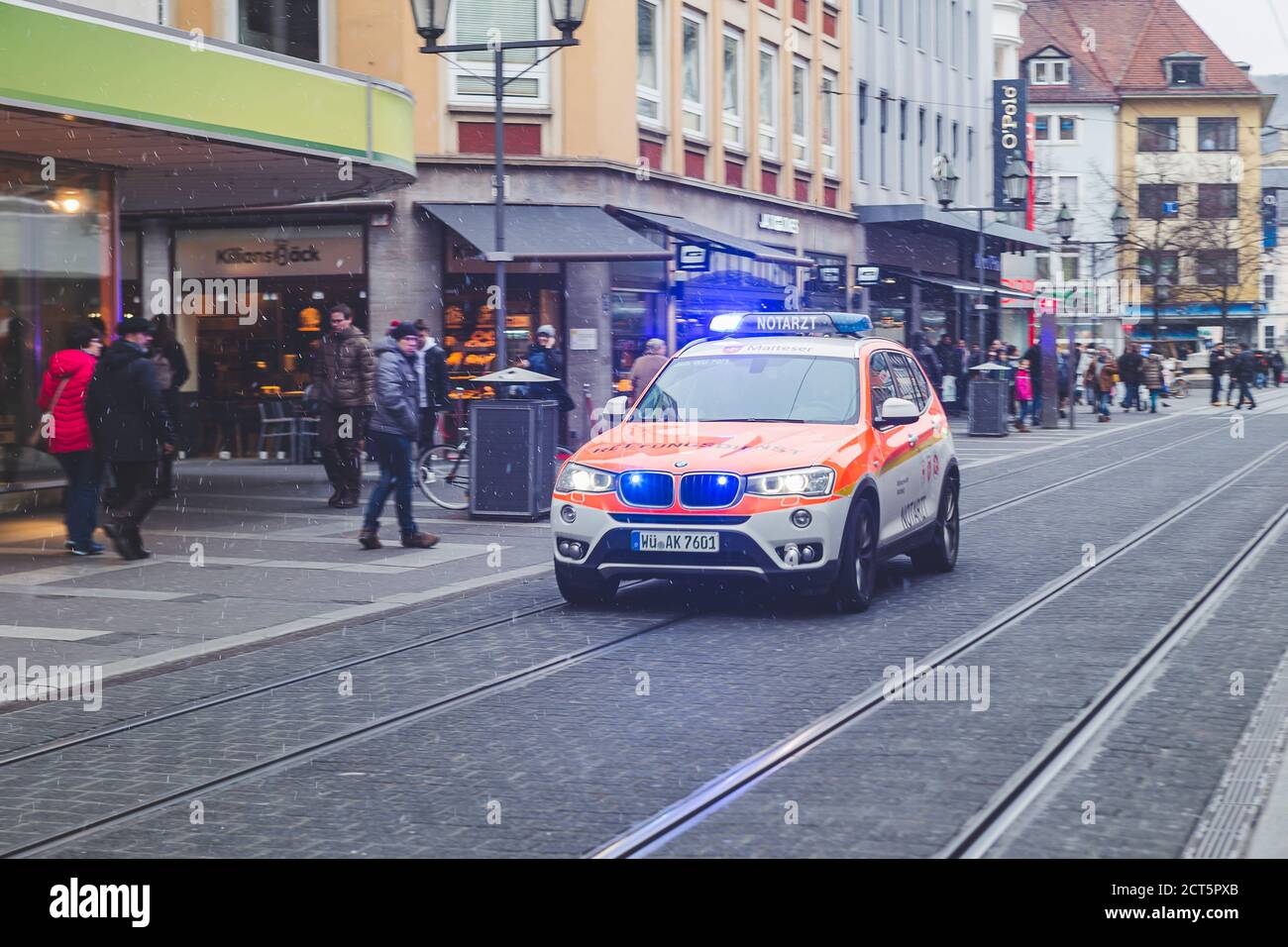 Modern ambulance ems hi-res stock photography and images - Alamy