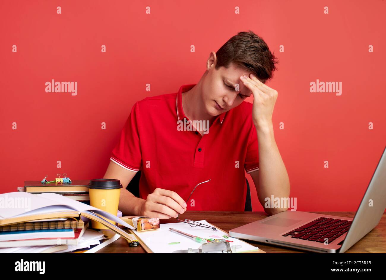 Working at pc, back of head hi-res stock photography and images - Alamy
