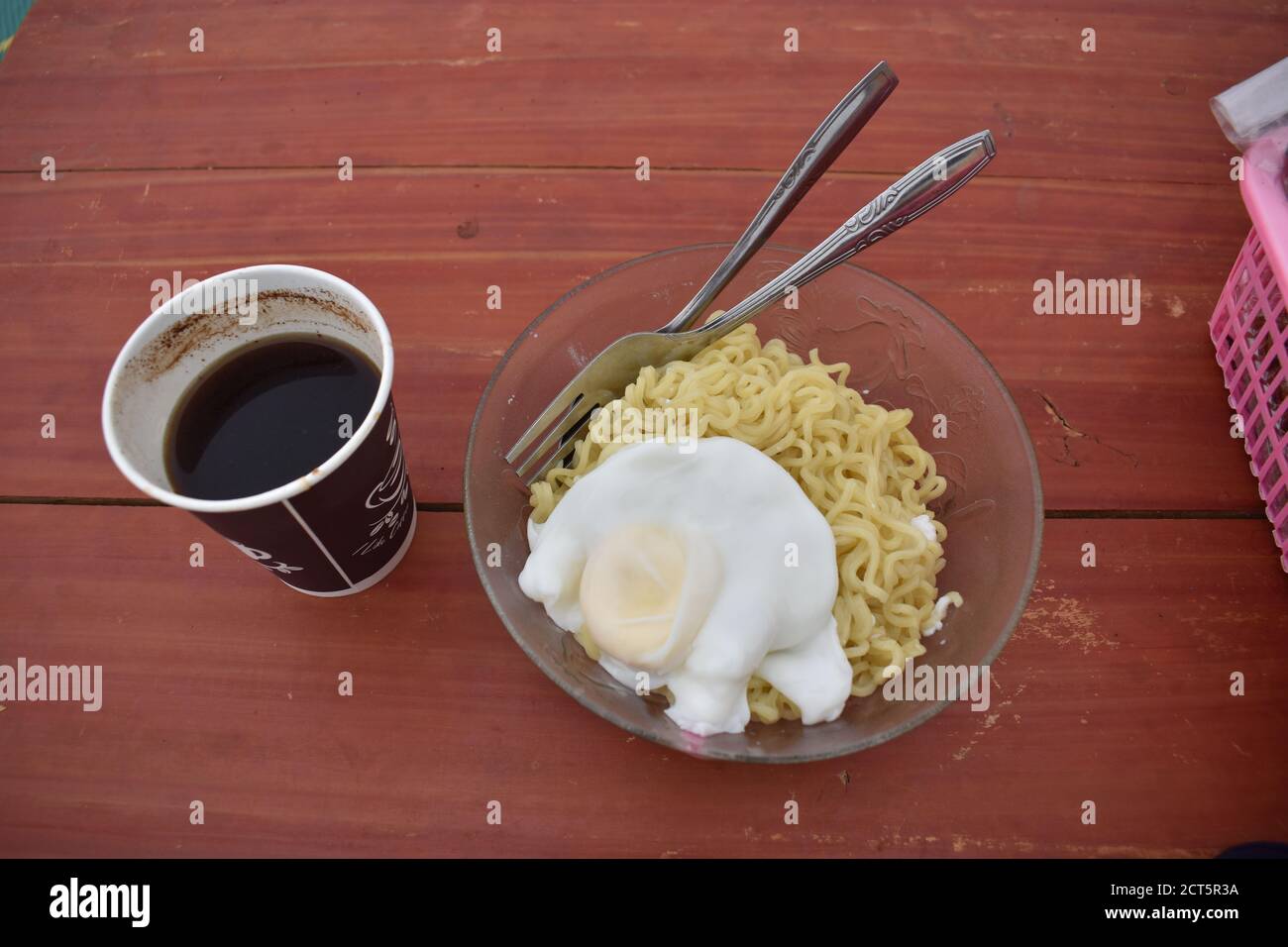 Lunch coffee food icon hi-res stock photography and images - Alamy
