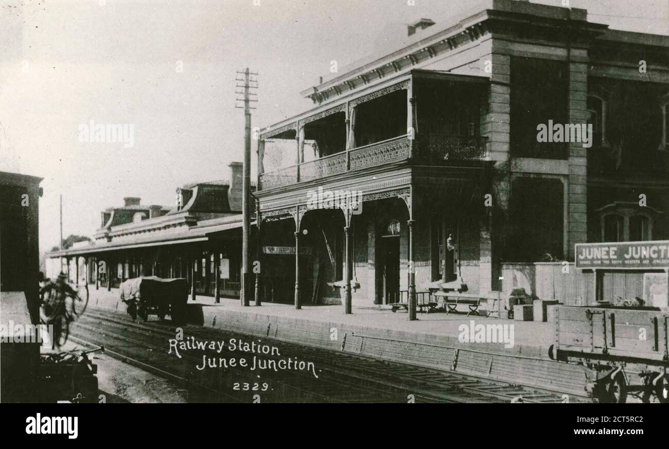 Junee railway station hi-res stock photography and images - Alamy