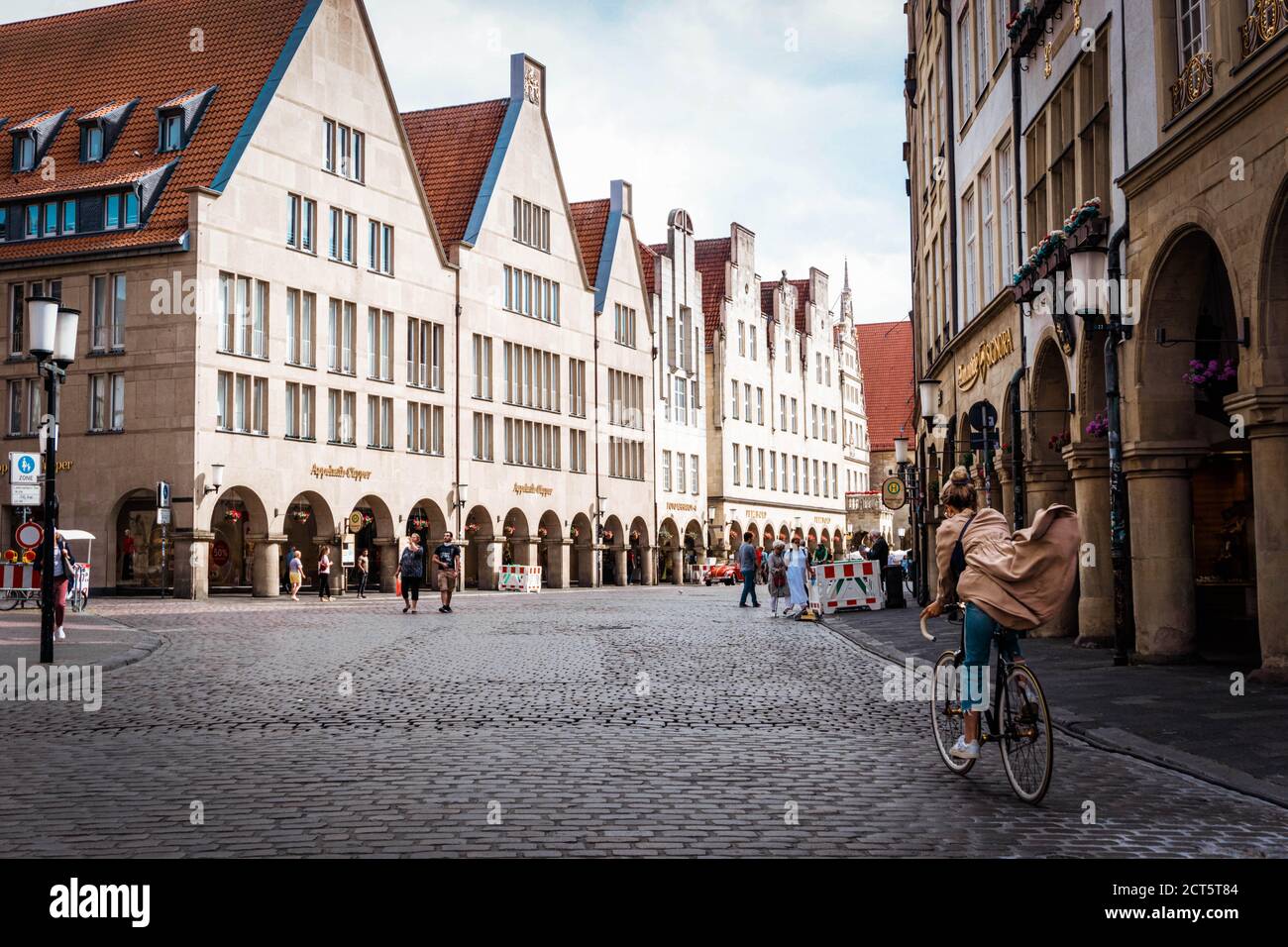 Europe landmark architecture hi-res stock photography and images - Alamy