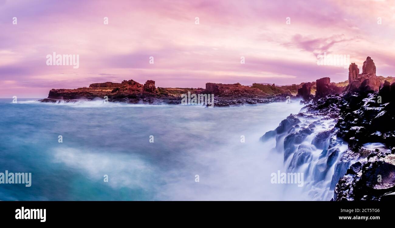 Sunset Scape at Bombo Headlnad Quarry Geological Site Stock Photo - Alamy