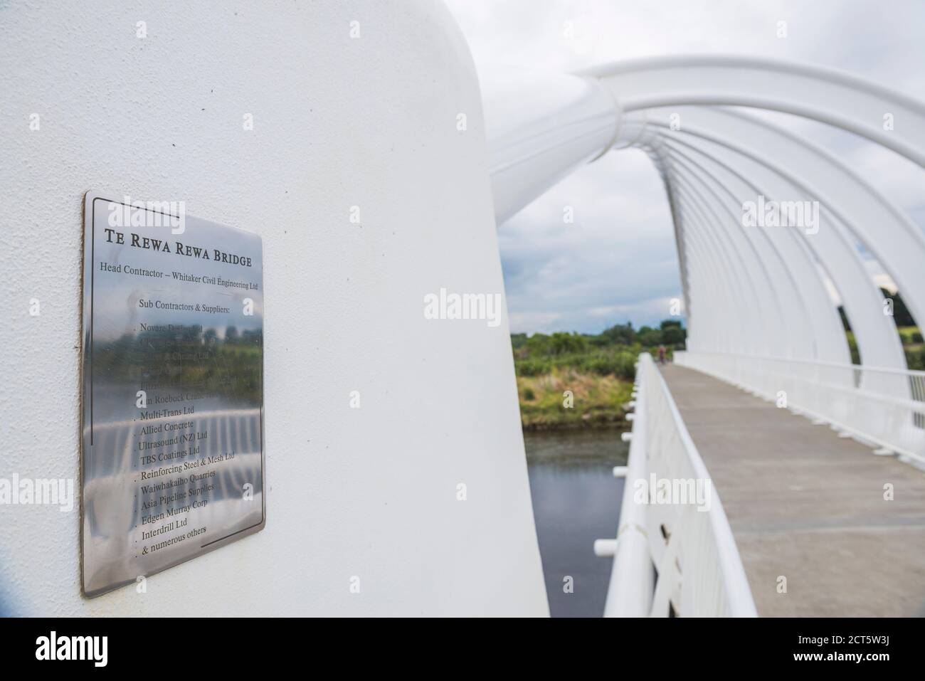 Te Rewa Rewa Bridge, part of New Plymouth 12.7km award-winning Coastal ...