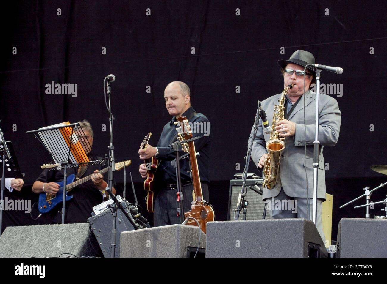 Van morrison saxophone hi-res stock photography and images - Alamy