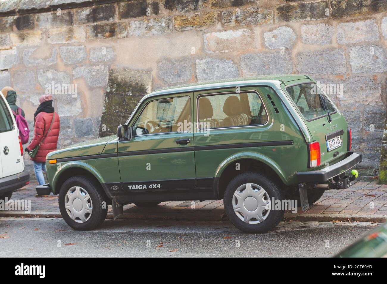Pavement crossover hi-res stock photography and images - Alamy