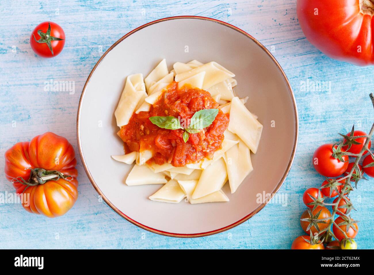 Short pasta hi-res stock photography and images - Alamy