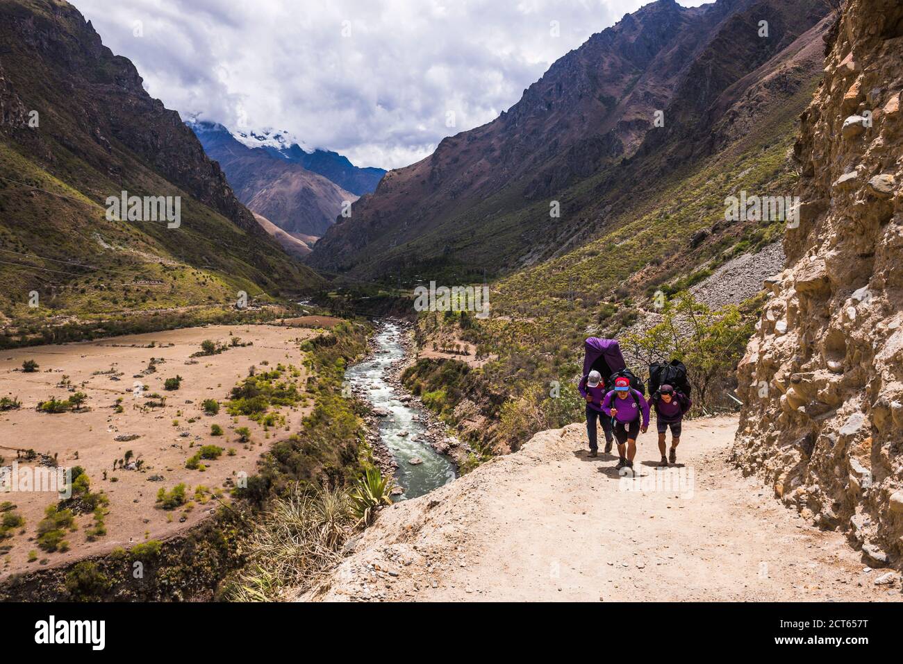 Peruvian river people hi-res stock photography and images - Alamy