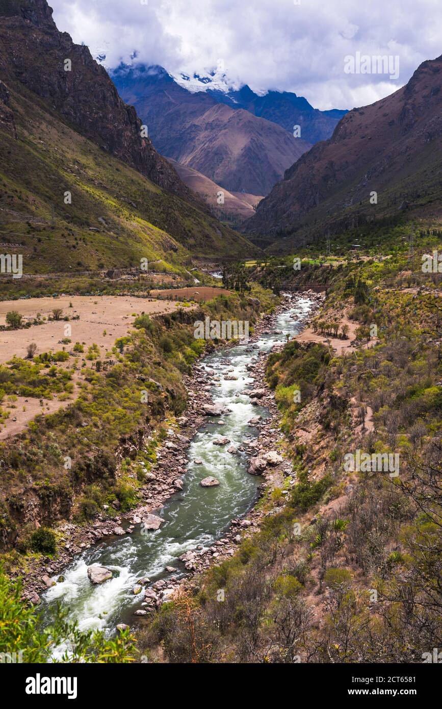 Peru urubamba river hi-res stock photography and images - Alamy