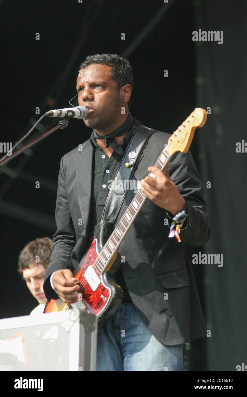 Dears band hi-res stock photography and images - Alamy