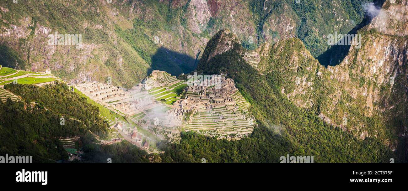 Machu Picchu Inca ruins seen from Sun Gate (Inti Punku or Intipuncu ...