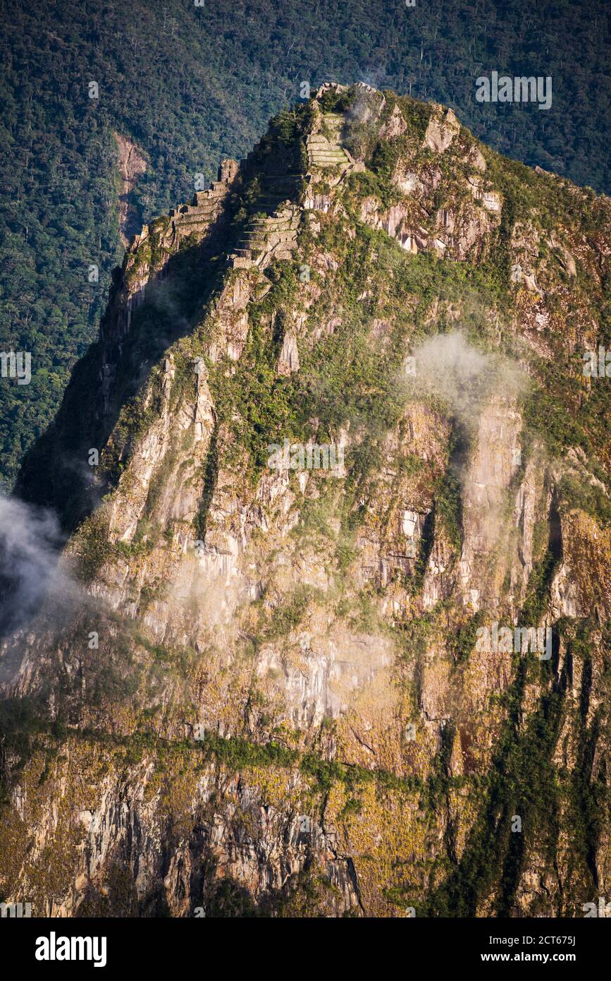 Huayna Picchu (Wayna Picchu), Machu Picchu, Cusco Region, Peru, South ...