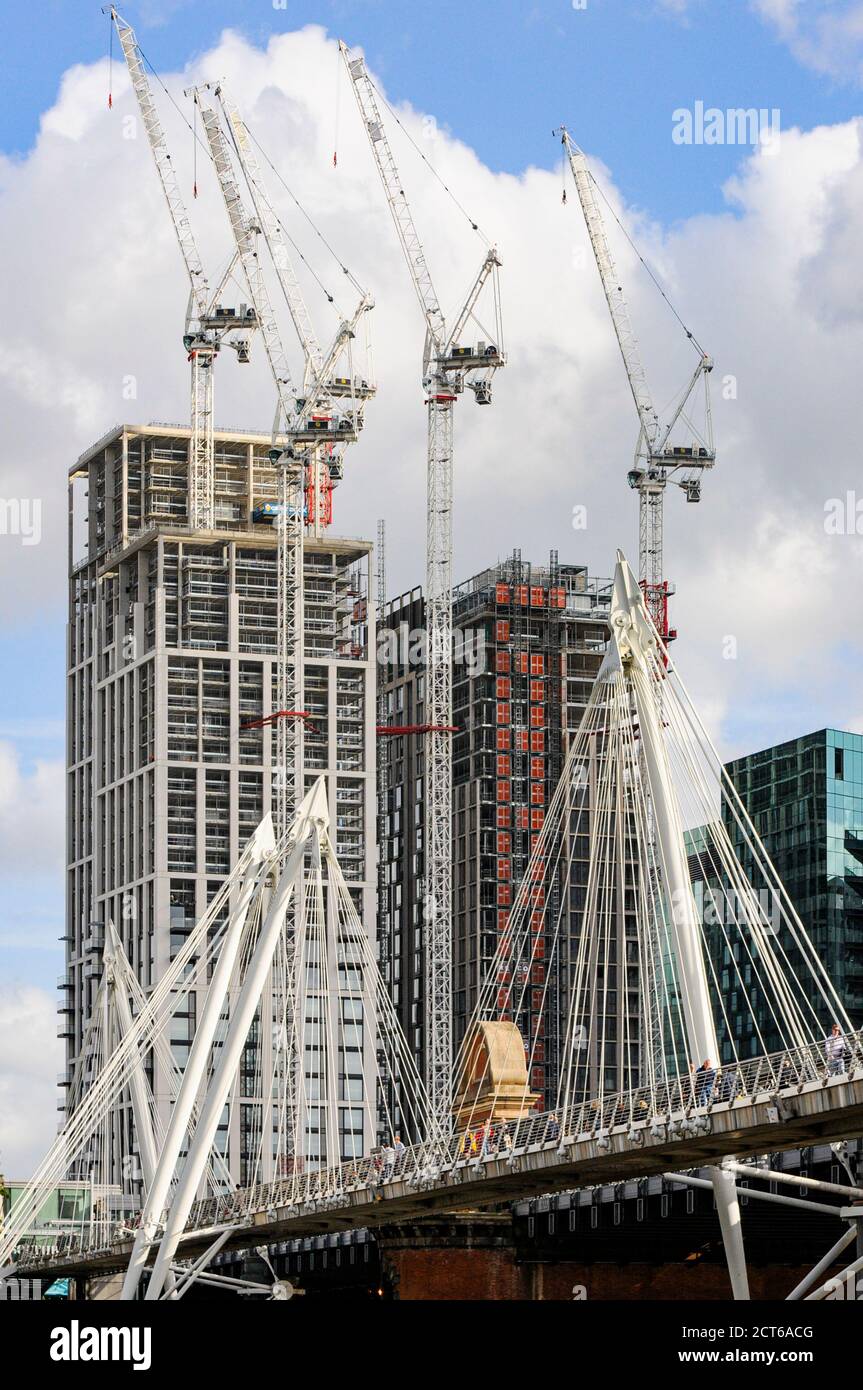 London bankside skyscrapers under hi-res stock photography and images ...