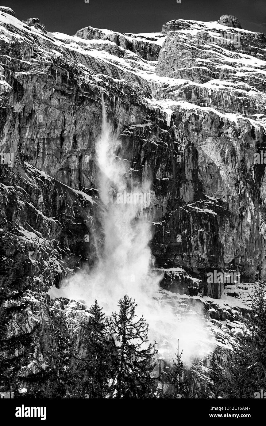 France, Alps, avalanche *** Local Caption *** landscape,alps,mountain ...