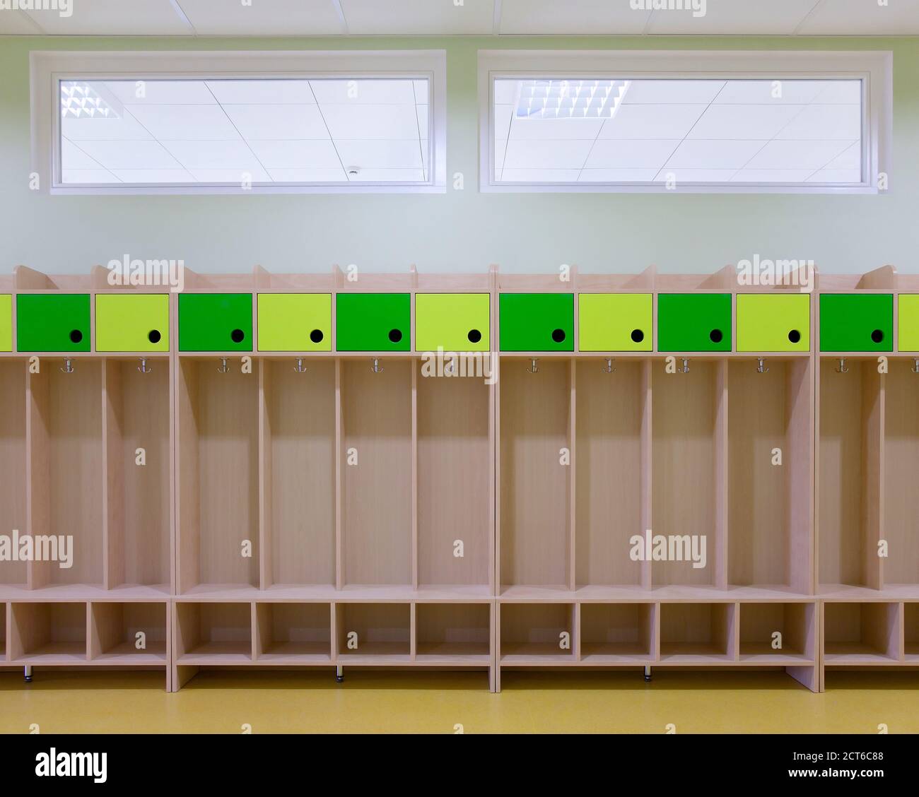 Lockers inside school building hi-res stock photography and images - Alamy