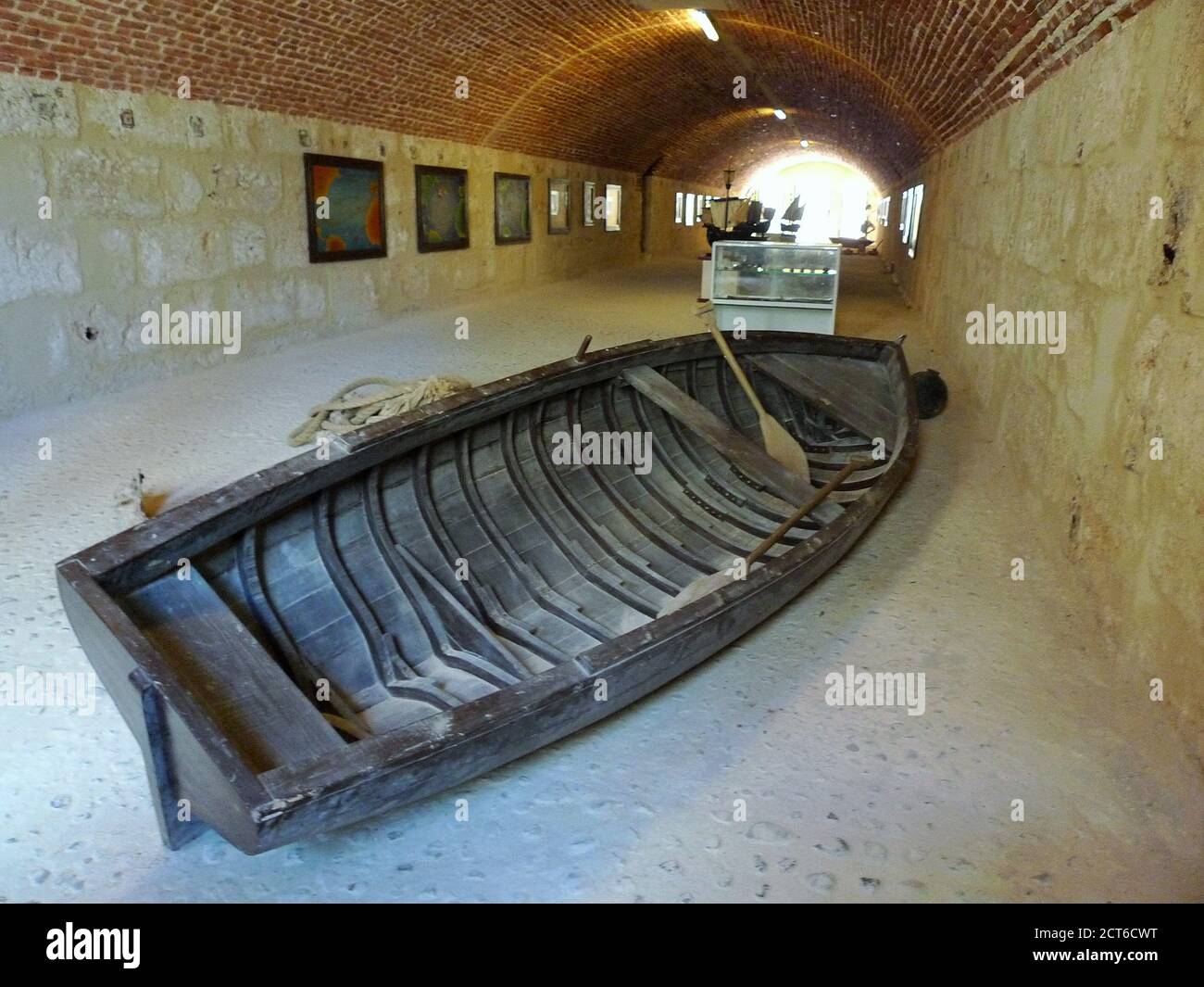 AN INDIOS CANOE INSIDE THE MUSEUM LOCATED IN THE FORTALEZA DE SAN ...