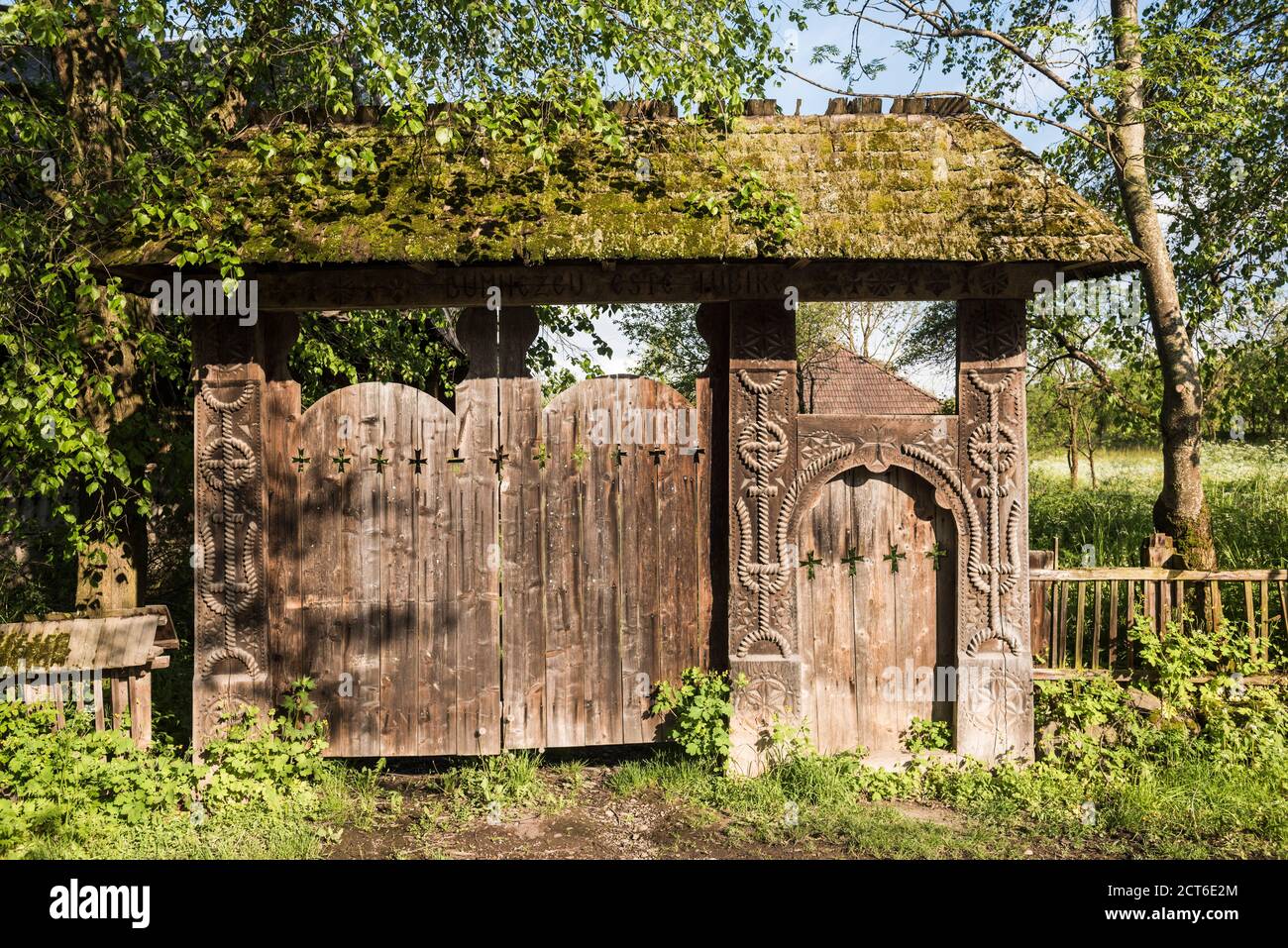 Carved Wooden Gates High Resolution Stock Photography and Images - Alamy