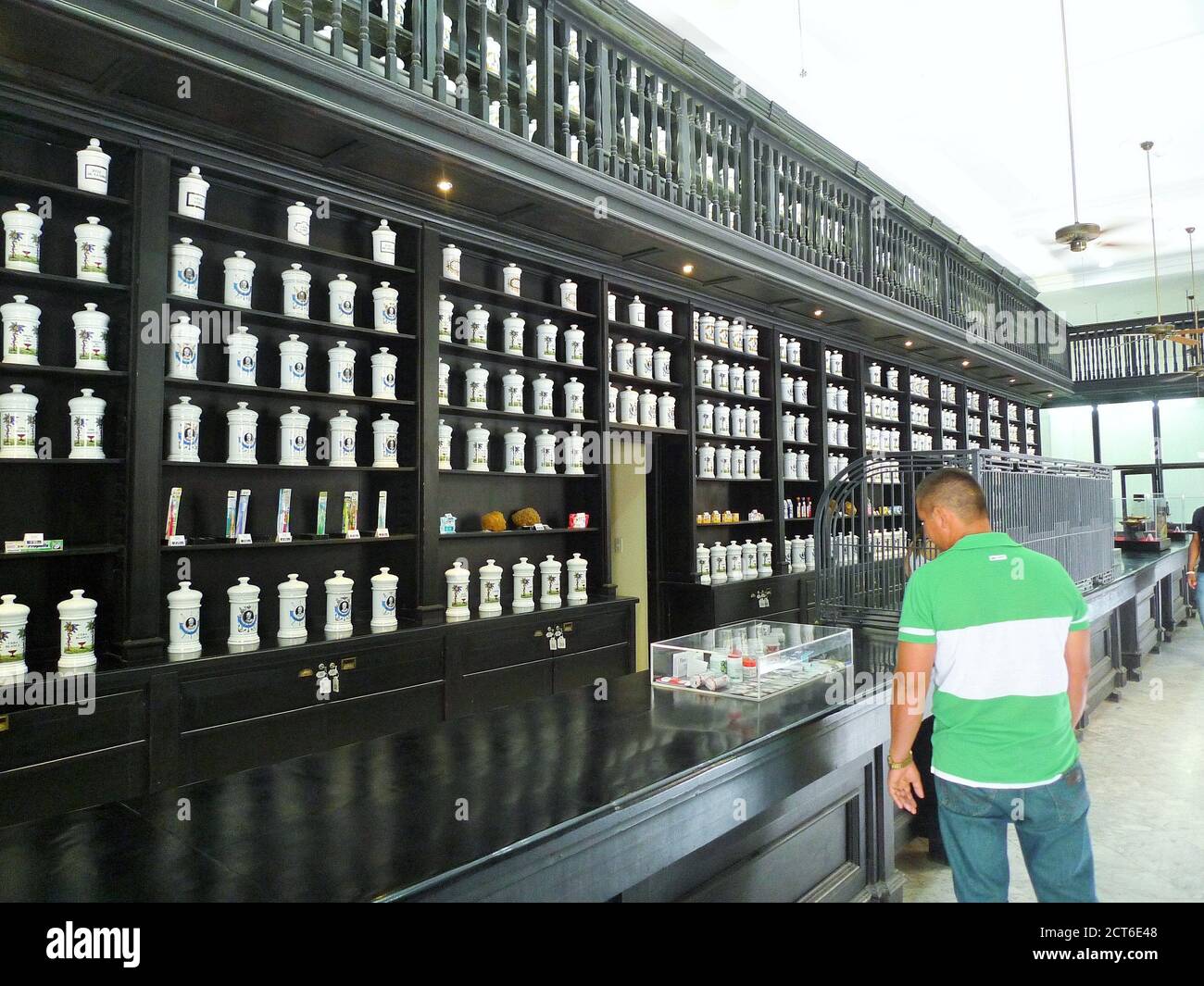Inside a pharmacy in havana hi-res stock photography and images - Alamy