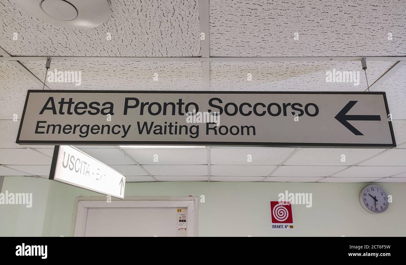 Emergency waiting room sign Stock Photo - Alamy