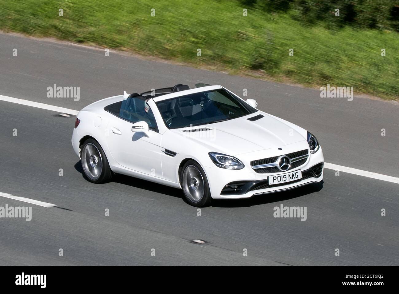 White mercedes convertible car hi-res stock photography and images - Alamy