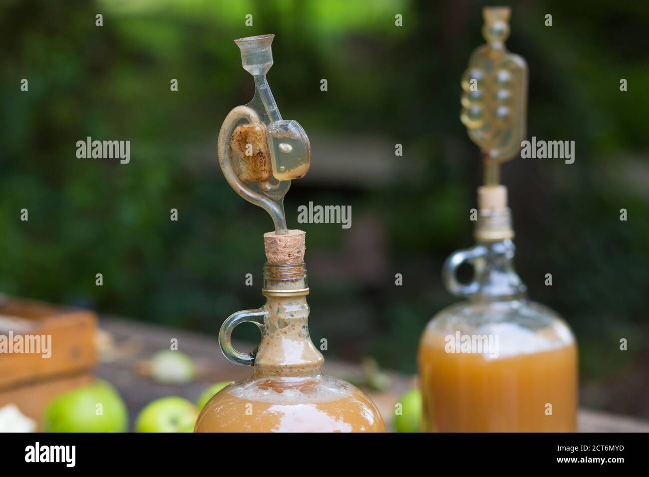 Cider making old fashioned hi-res stock photography and images - Alamy