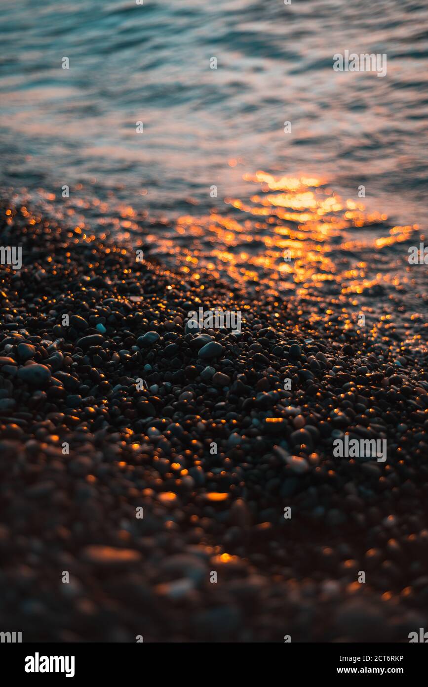 Rocks and pebbles along lake erie Stock Photo - Alamy