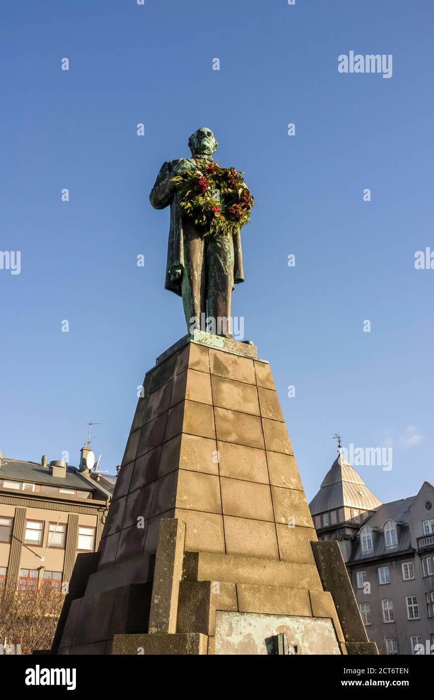 Statue jon sigurdsson hi-res stock photography and images - Alamy