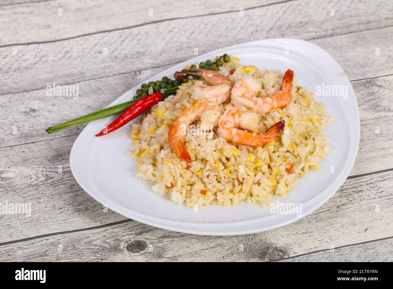 Thai style fried rice with prawn and egg Stock Photo - Alamy
