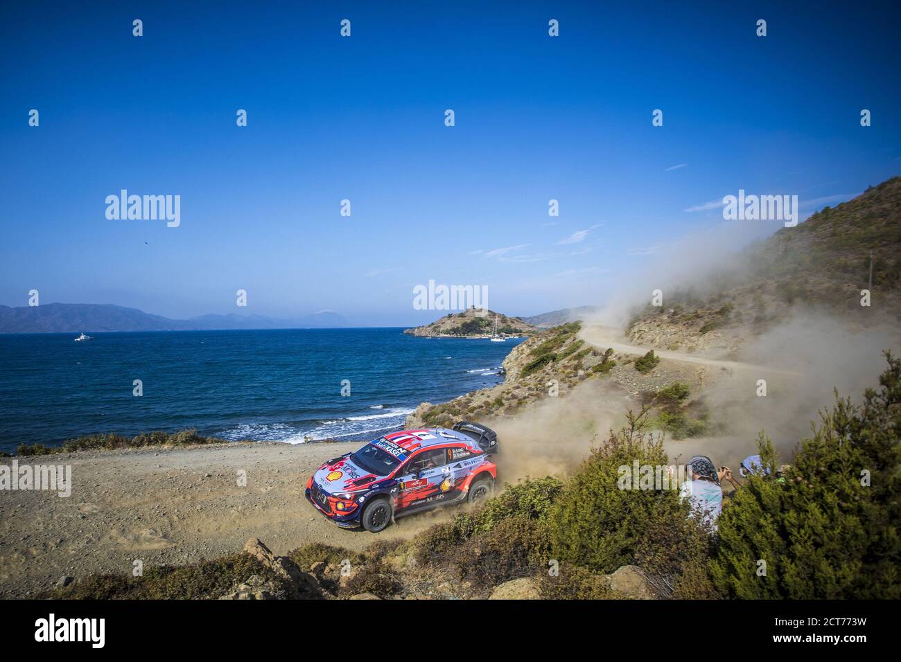 09 LOEB Sebastien (FRA), ELENA Daniel (MCO), Hyundai i20 Coupe WRC ...