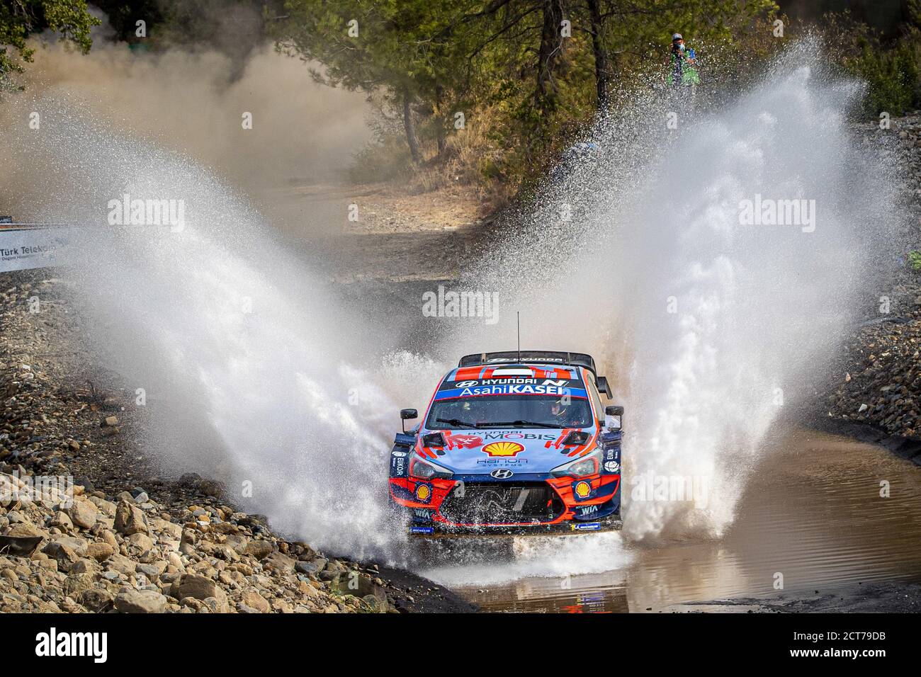 08 TANAK Ott (EST), JARVEOJA Martin (EST), Hyundai i20 Coupe WRC ...
