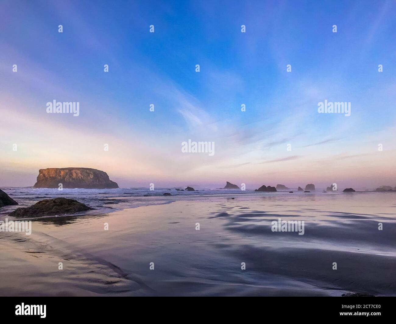 Table rock in bandon oregon hi-res stock photography and images - Alamy
