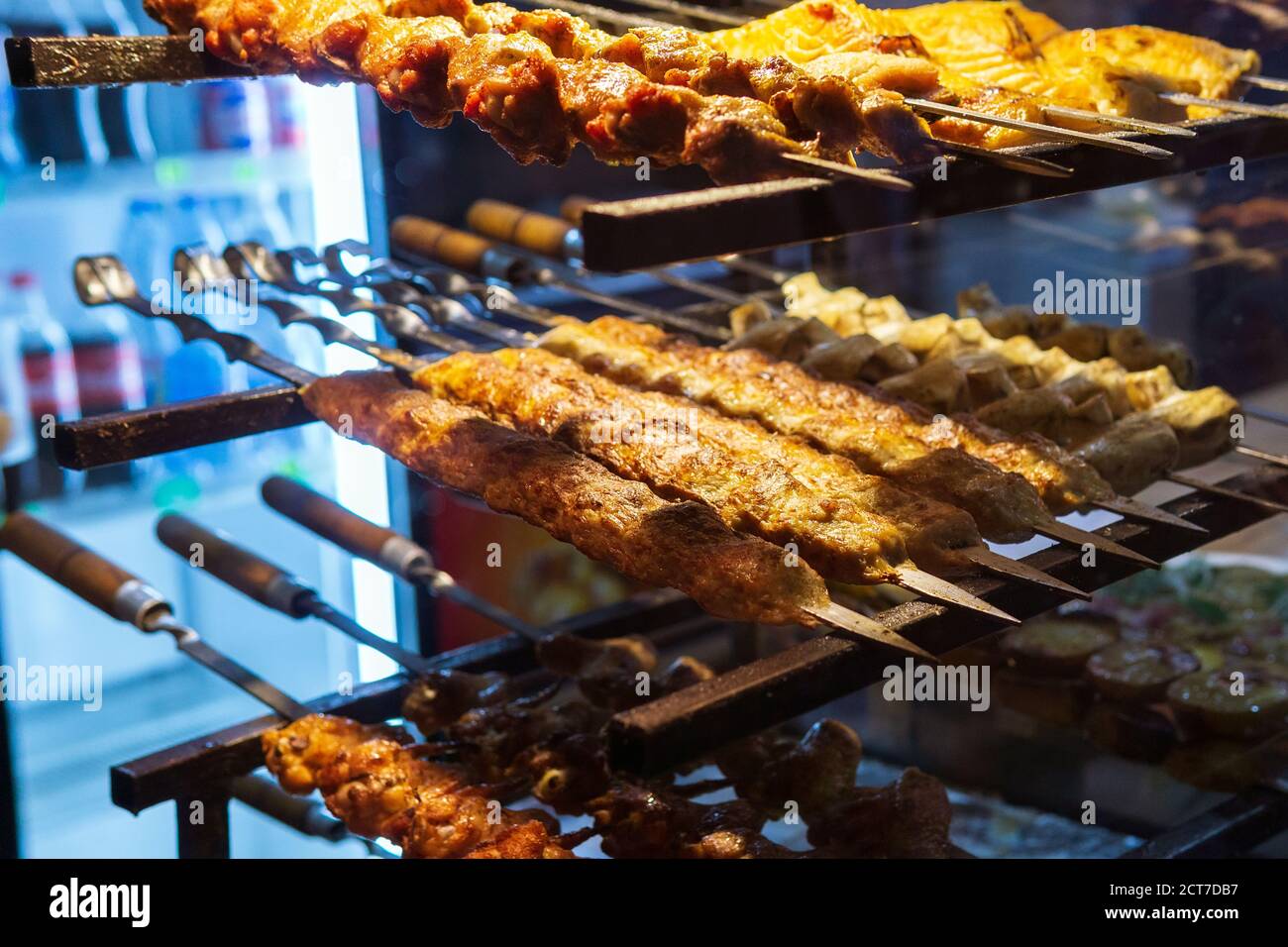 Chicken kababs hi-res stock photography and images - Alamy
