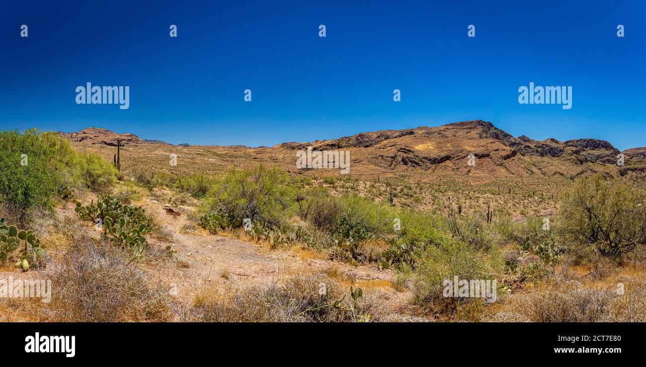 Apache Trail Scenic Drive Stock Photo - Alamy
