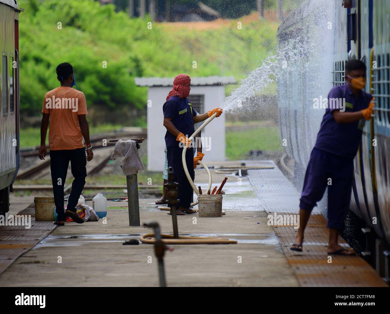 Cleaning Trains Train Railway High Resolution Stock Photography and ...
