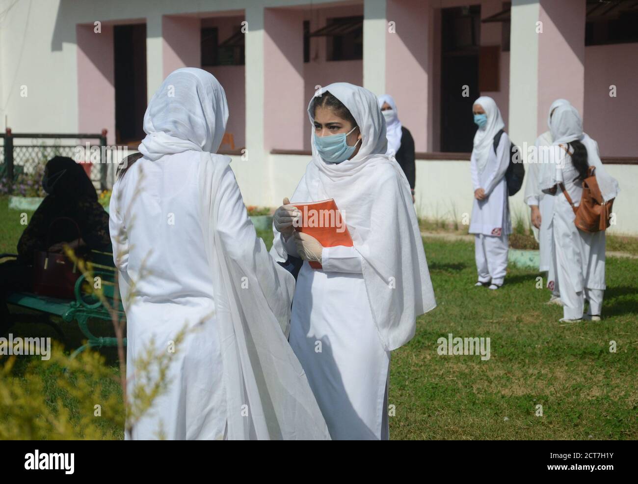 Muslim burqa classroom hi-res stock photography and images - Alamy