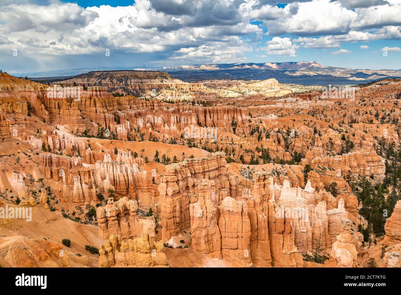 Sunset Point lookout in Bryce Canyon National Park in Utah Stock Photo ...