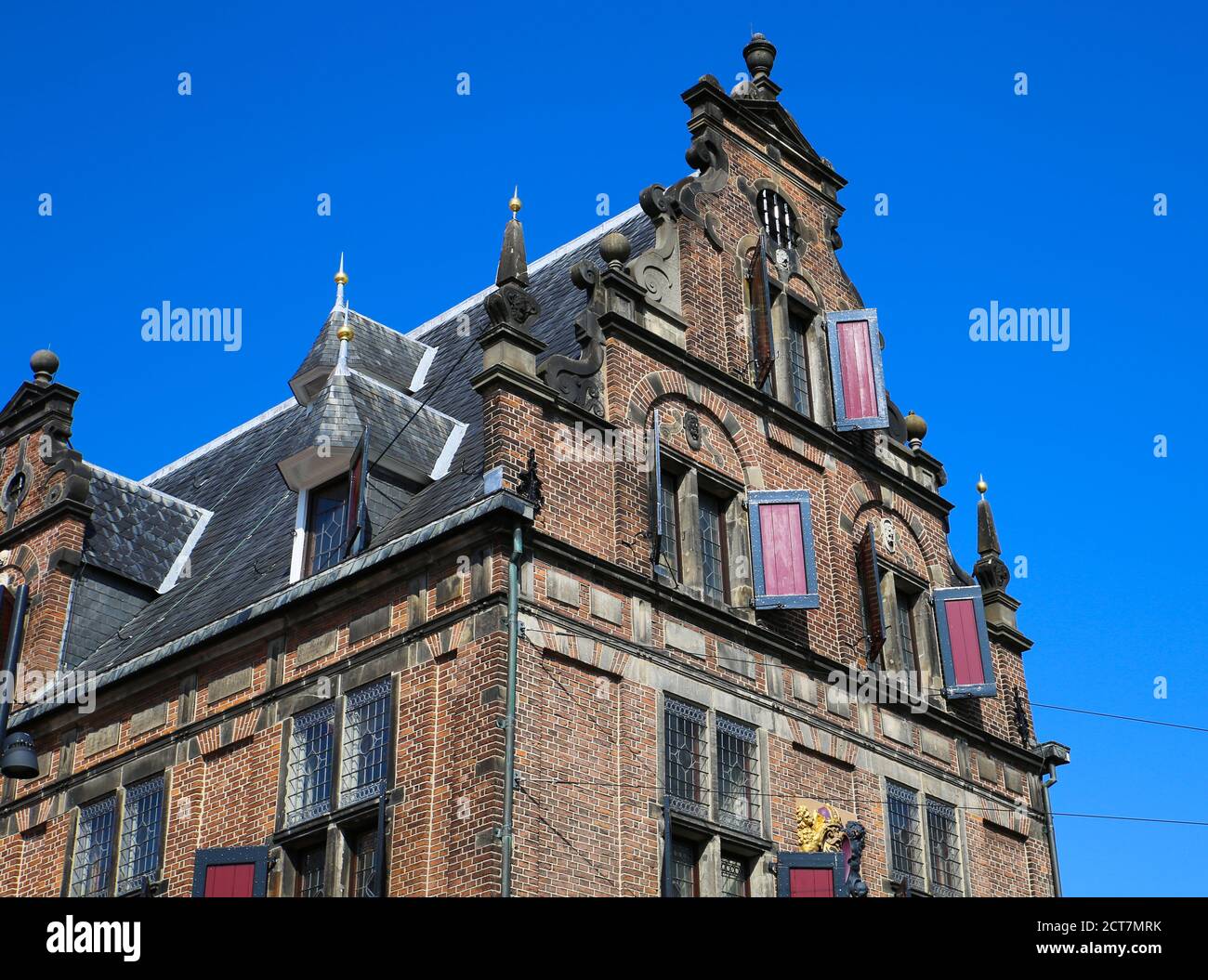 Dutch gable roof hi-res stock photography and images - Alamy