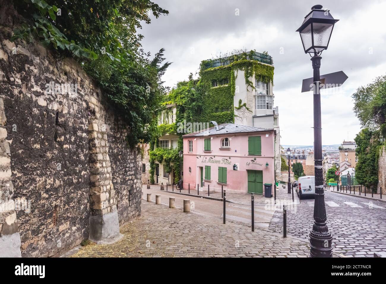 Charming cafe on Montmartre hill. Montmartre with traditional french ...