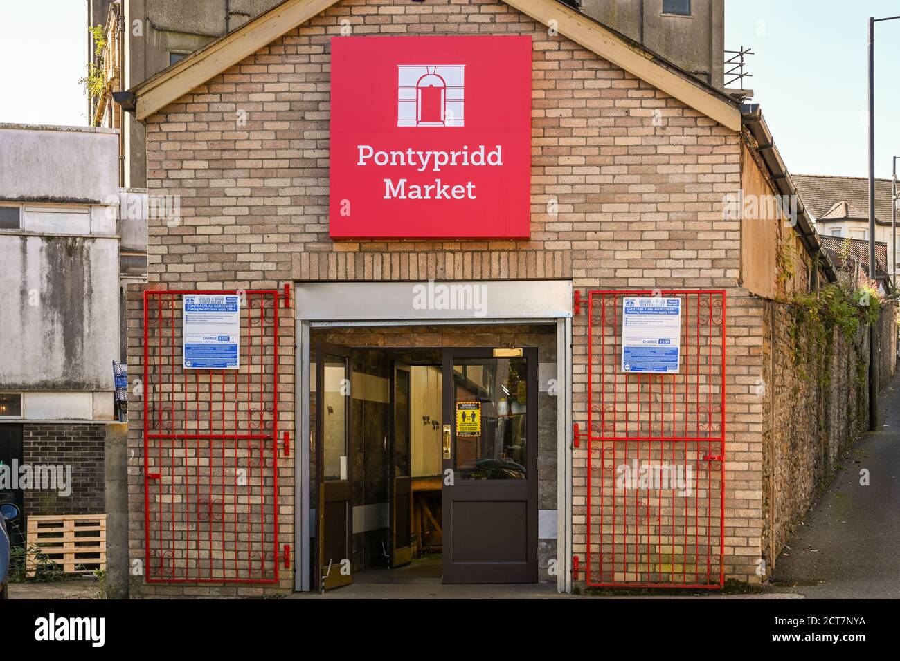 Pontypridd Wales High Resolution Stock Photography and Images - Alamy