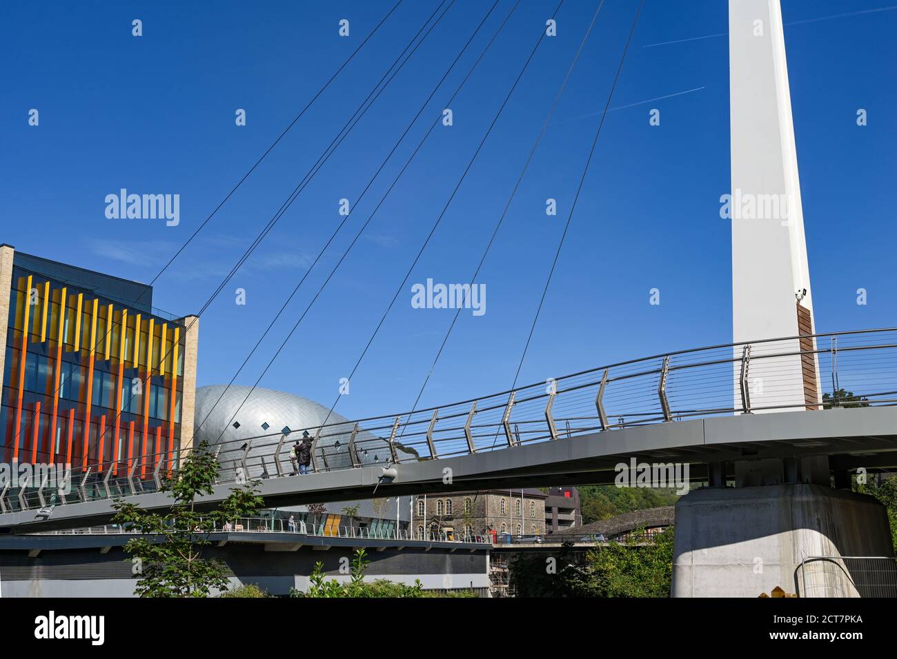 Pontypridd, Wales - September 2020: Footbridge over the River Taff to ...