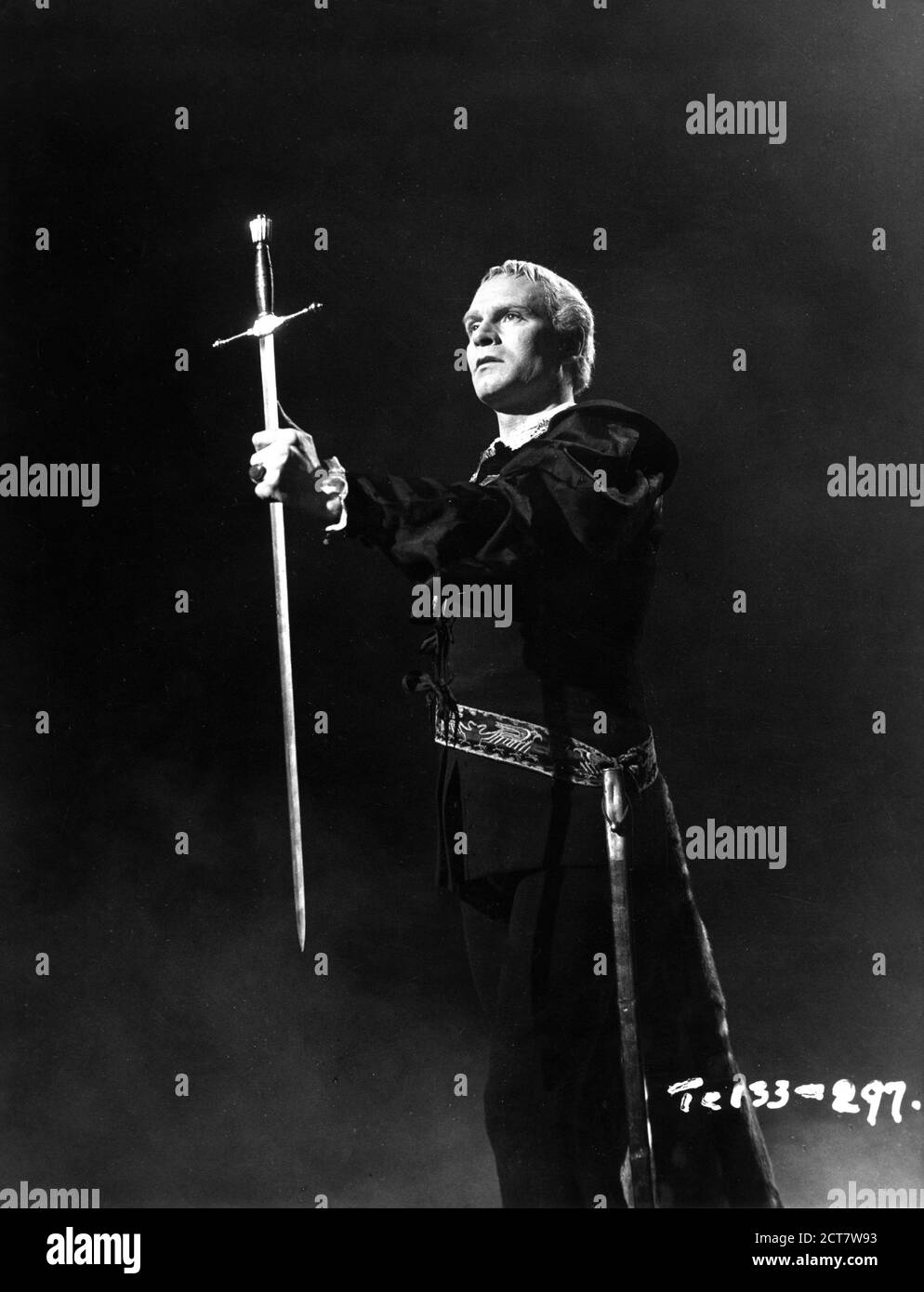 Hamlet ghost 1948 hi-res stock photography and images - Alamy
