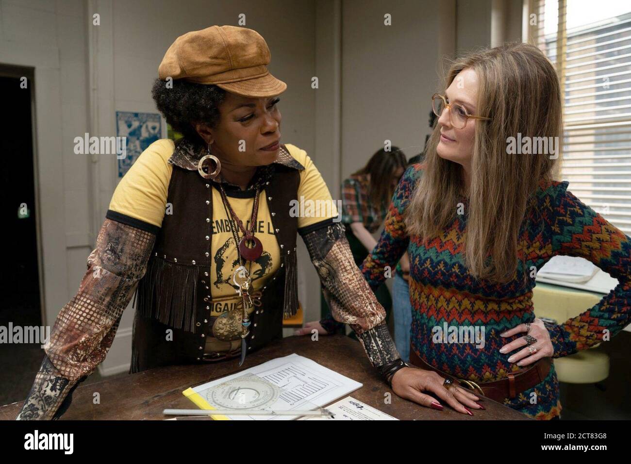 THE GLORIAS, from left: Lorraine Toussaint as Flo Kennedy, Julianne ...