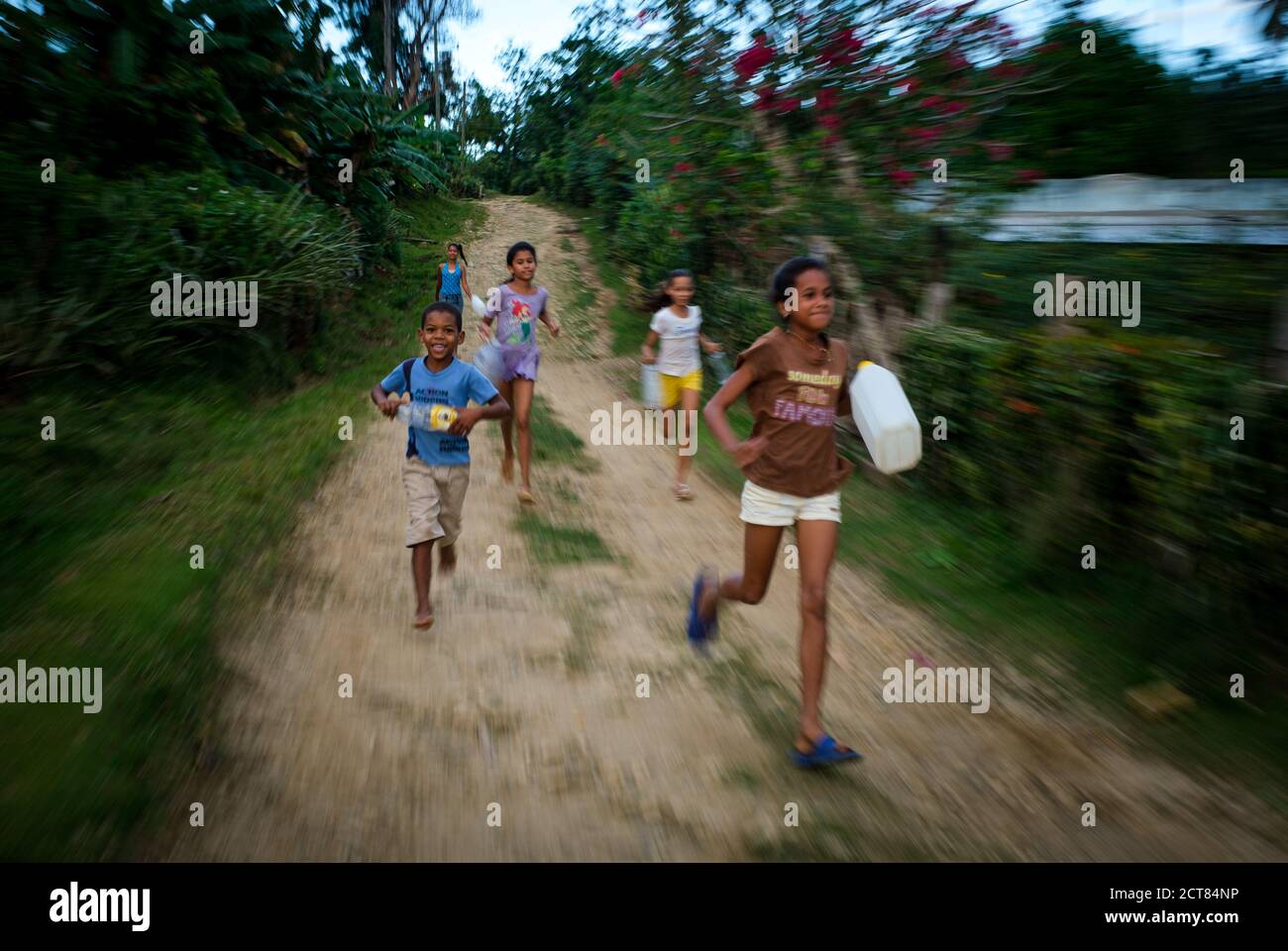 Happy cuban kids hi-res stock photography and images - Alamy