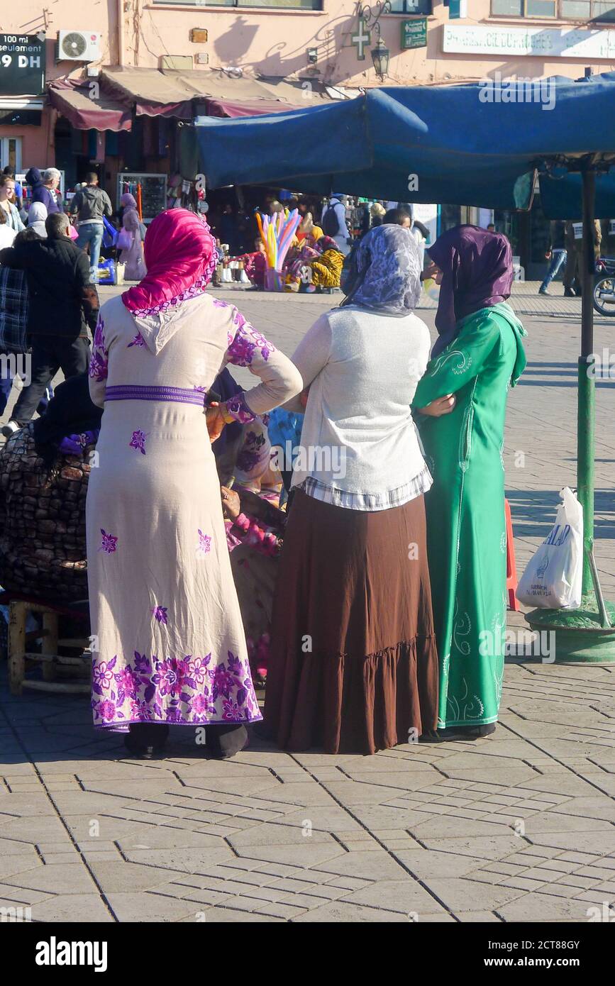 Moroccan Women High Resolution Stock Photography and Images - Alamy