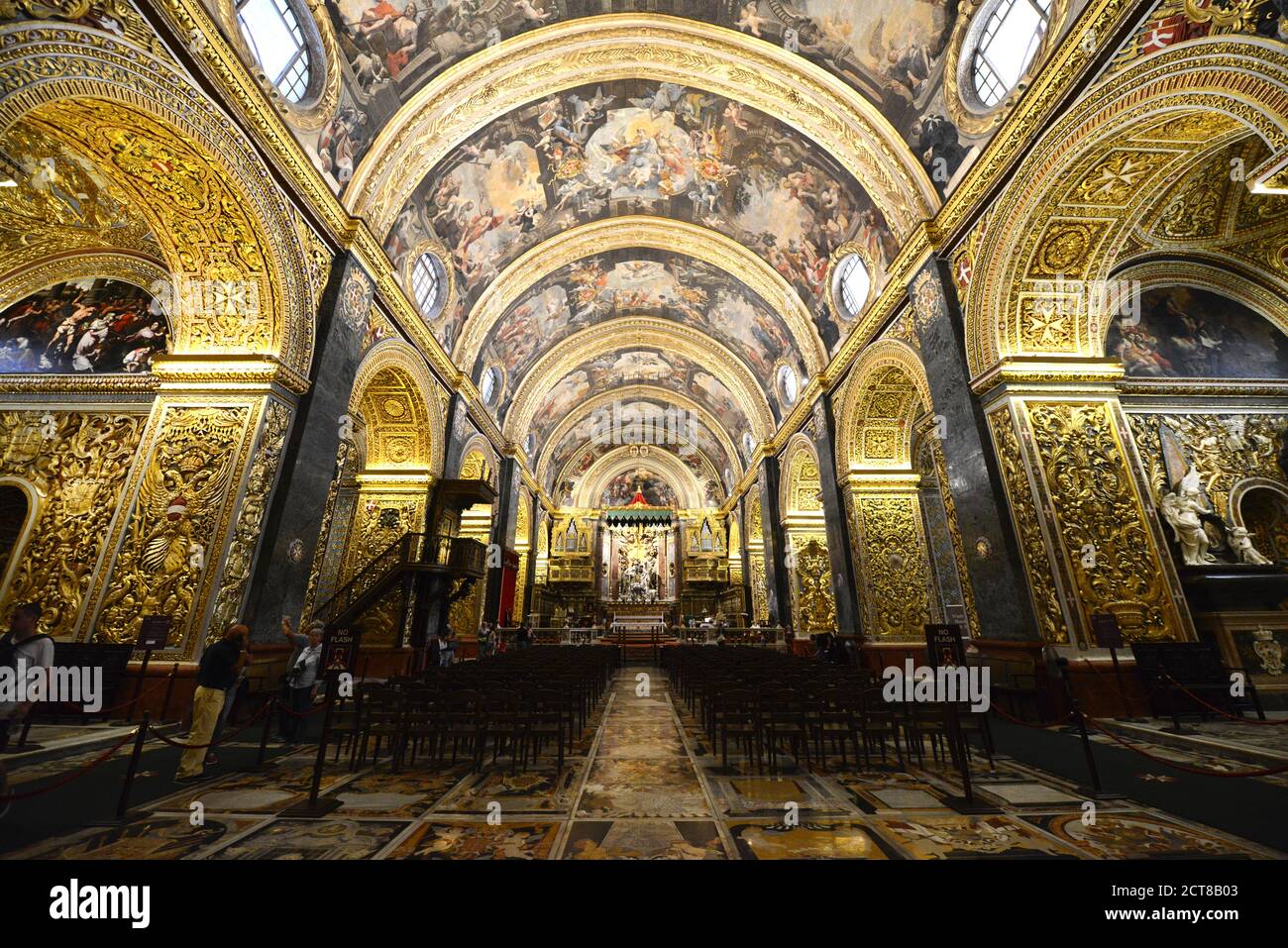 Wall painting interior cathedral hi-res stock photography and images ...