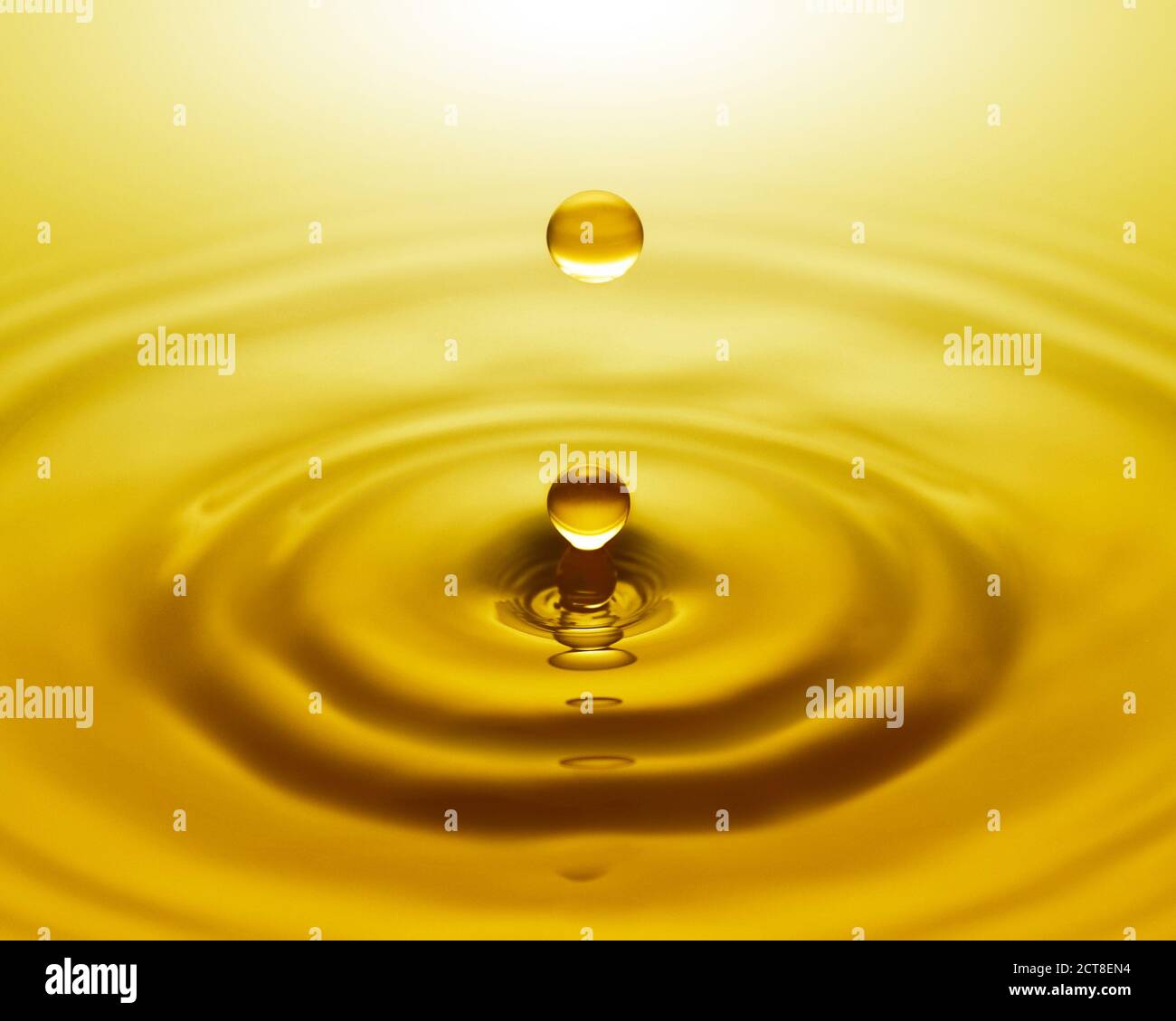 Golden water hi-res stock photography and images - Alamy