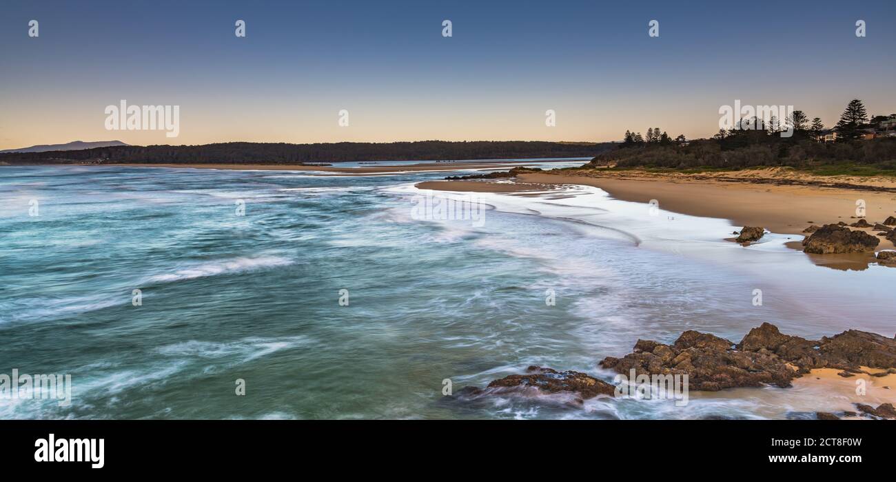 Tuross beach hi-res stock photography and images - Alamy