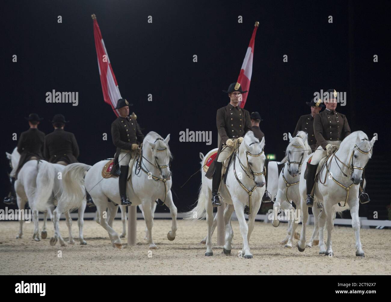 THE SPANISH RIDING SCHOOL PERFORM AT THE WEMBLEY ARENA, LONDON. PHOTO ...