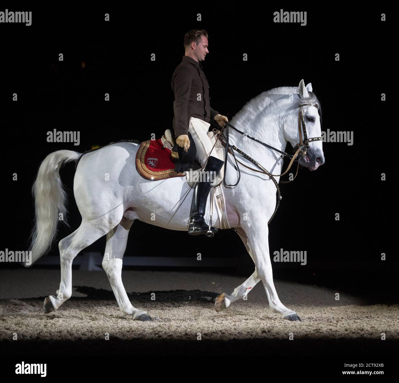 THE SPANISH RIDING SCHOOL PERFORM AT THE WEMBLEY ARENA, LONDON. PHOTO ...