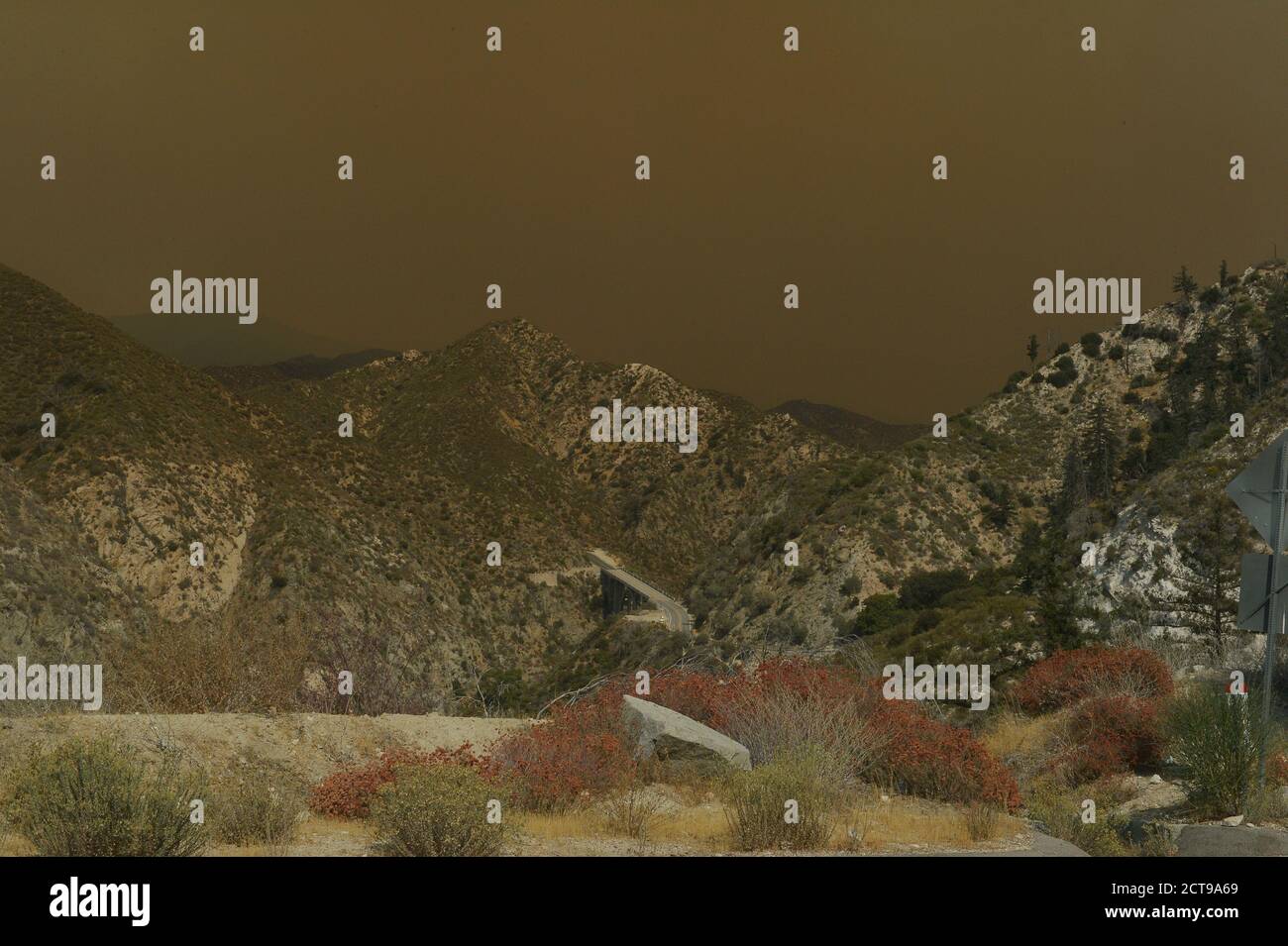 Wildfire containment hi-res stock photography and images - Alamy