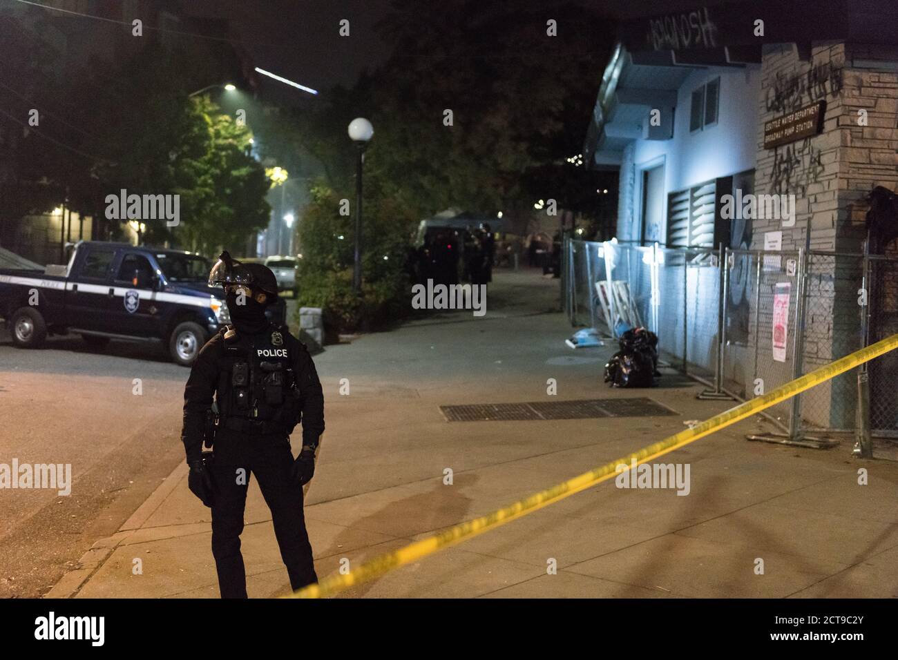 Seattle, USA. 16th Sep, 2020. Police at Cal Anderson Park by the former ...